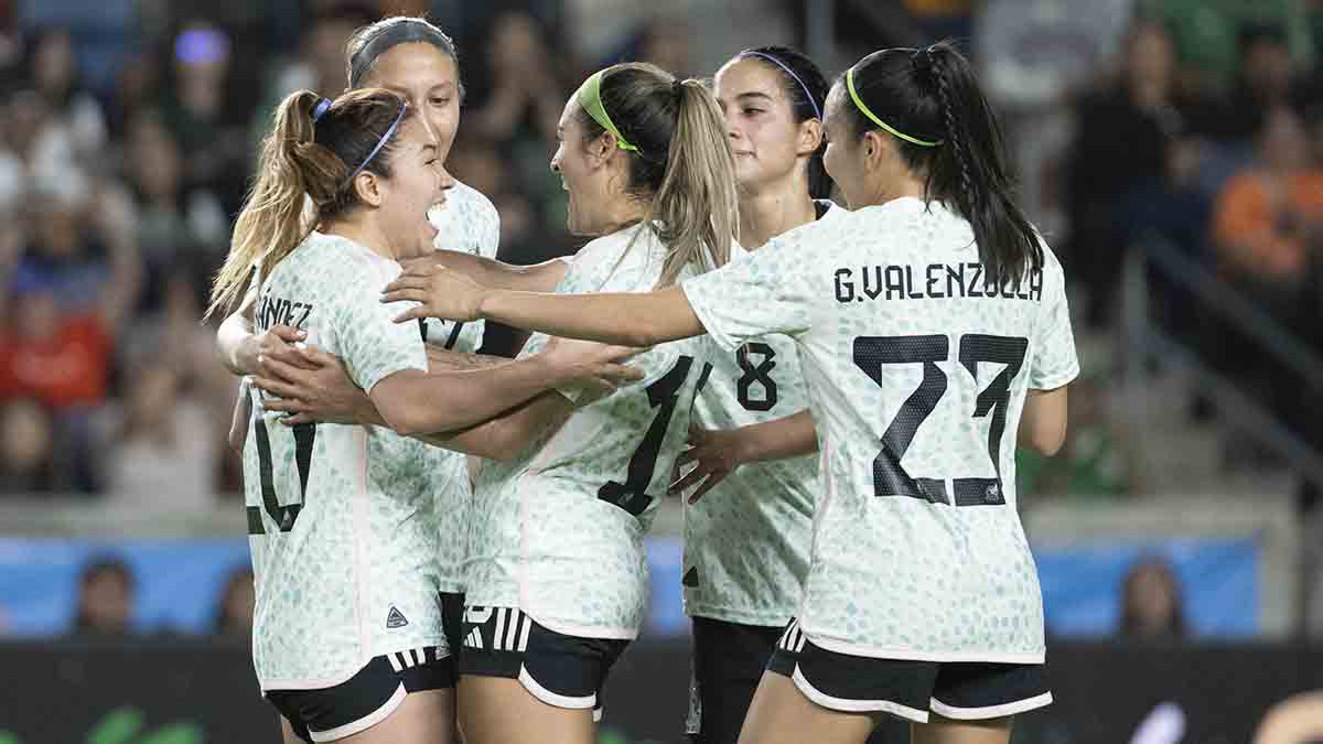 La Selección Mexicana Femenil golea al Houston Dash en partido amistoso ... La Selección Mexicana Femenil golea al Houston Dash en partido amistoso ...