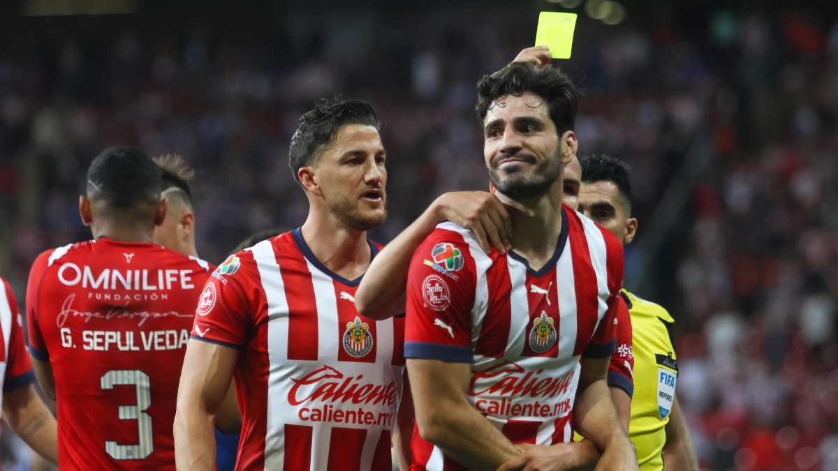 Uriel Antuna y el Pollo Briseño encienden los ánimos en la victoria de Chivas sobre Cruz Azul ...