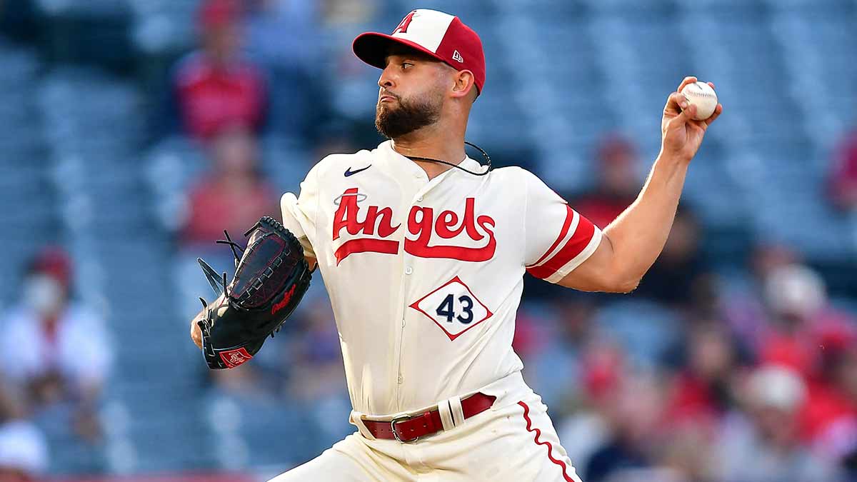 El mexicano Patrick Sandoval consigue su segundo triunfo con los Angels ...