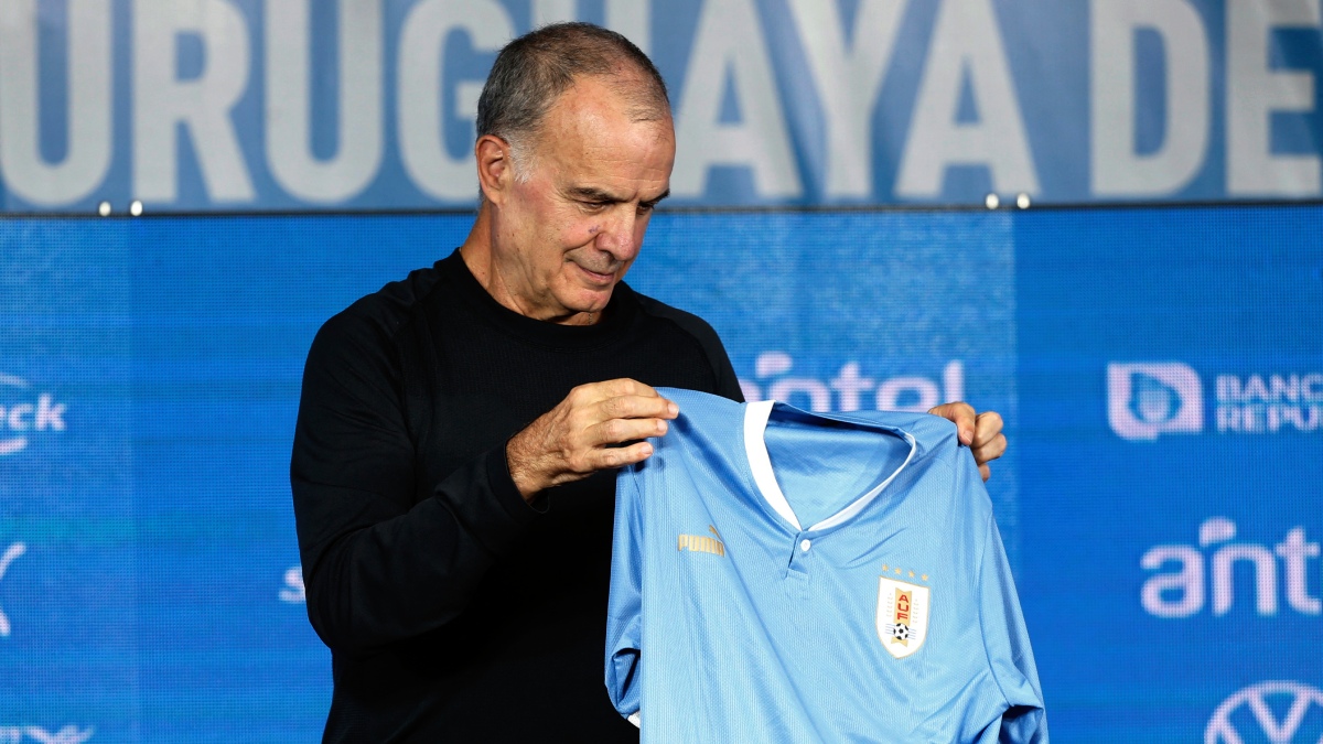 Marcelo Bielsa es presentado: "Uruguay puede fantasear con ganar el ...