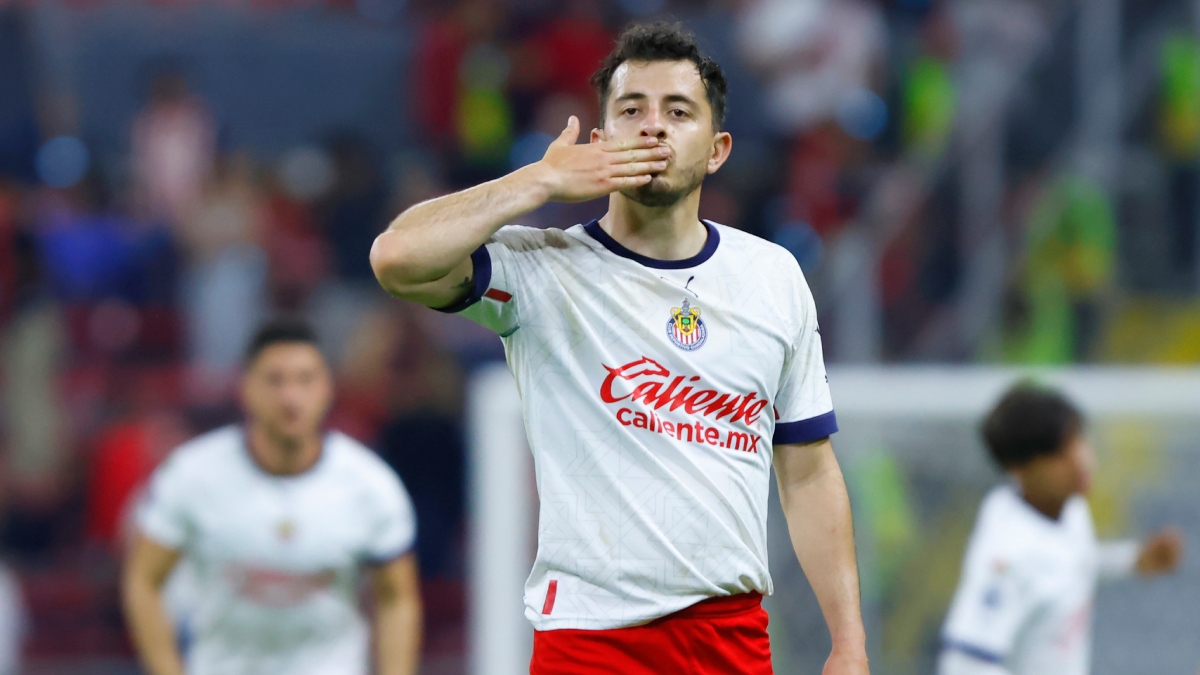 Chivas y el emocionante resurgir de Alan Mozo - ClaroSports
