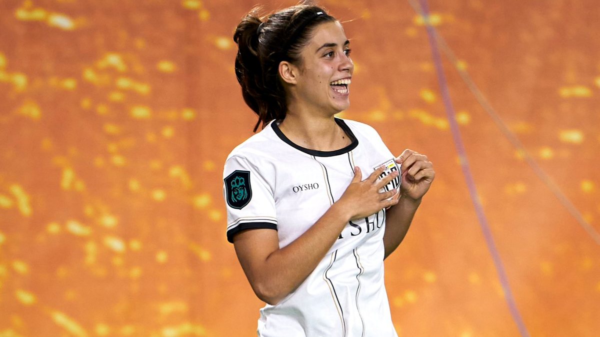 ¡Una obra de arte! La mexicana Paula Moreno se luce con un golazo en la primera jornada de la ...