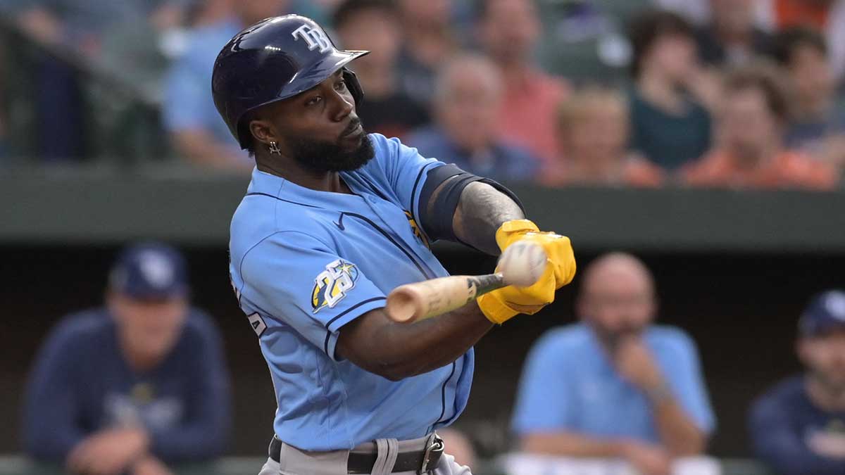 Randy Arozarena le gana el duelo de mexicanos a Ramón Urías - ClaroSports