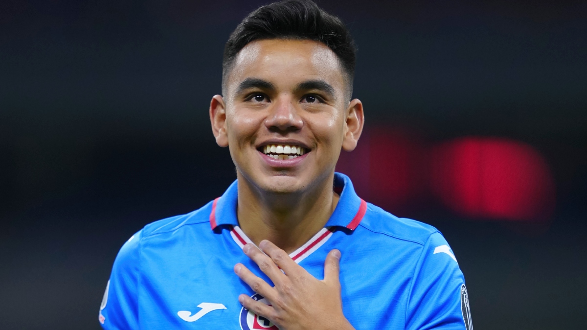 Cruz Azul rechaza oferta de Europa por Charly Rodríguez - ClaroSports