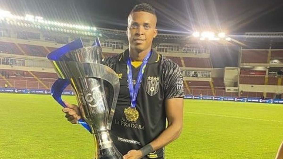 Muere en un tiroteo el futbolista de la Selección de Panamá, Gilberto ... Muere en un tiroteo el futbolista de la Selección de Panamá, Gilberto ...