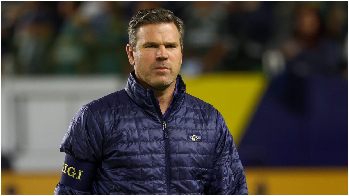 Greg Vanney pone en duda la continuidad de Chicharito Hernández en el ...