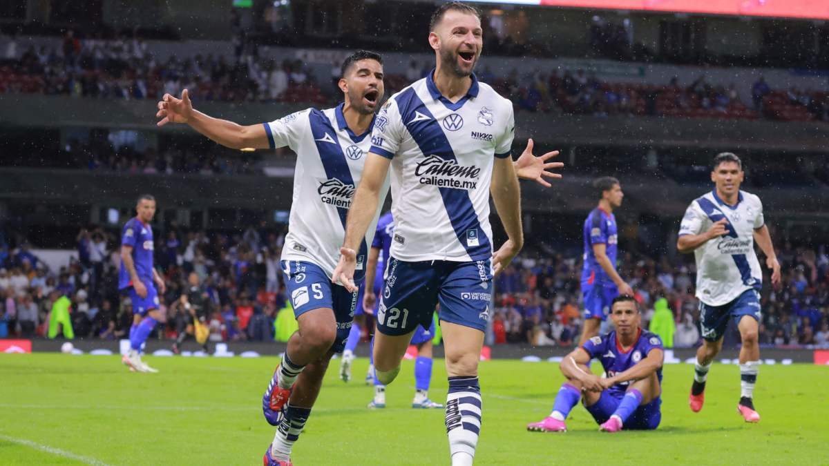 Gastón Silva le devuelve la ventaja al Puebla ante la Máquina - ClaroSports Gastón Silva le devuelve la ventaja al Puebla ante la Máquina - ClaroSports