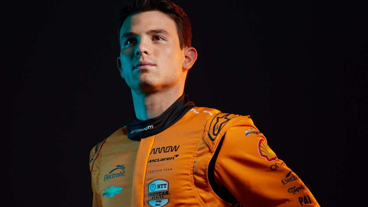 Pato O'Ward presume los colores de McLaren para la temporada 2024 - ClaroSports