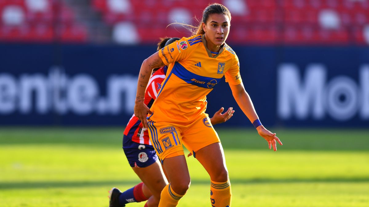 Nayeli Rangel agradece a la afición por el apoyo luego de ser operada ...