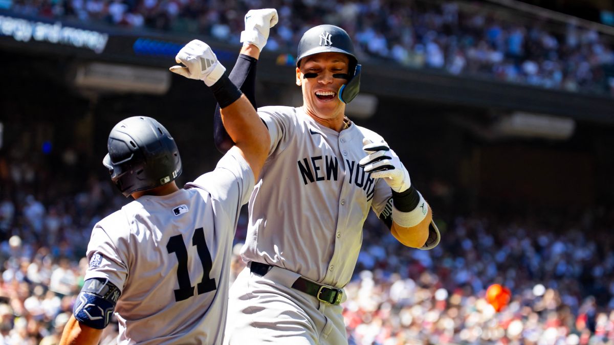 El Marlins vs Yankees es retrasado por el eclipse solar de este lunes 8 ... El Marlins vs Yankees es retrasado por el eclipse solar de este lunes 8 ...