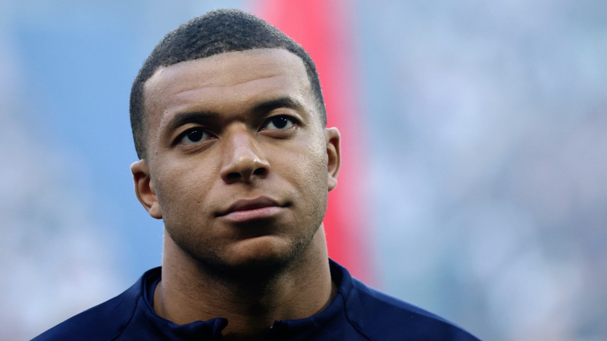 ¿Plantará una vez más al Real Madrid? Mbappé abre la puerta a jugar en ...