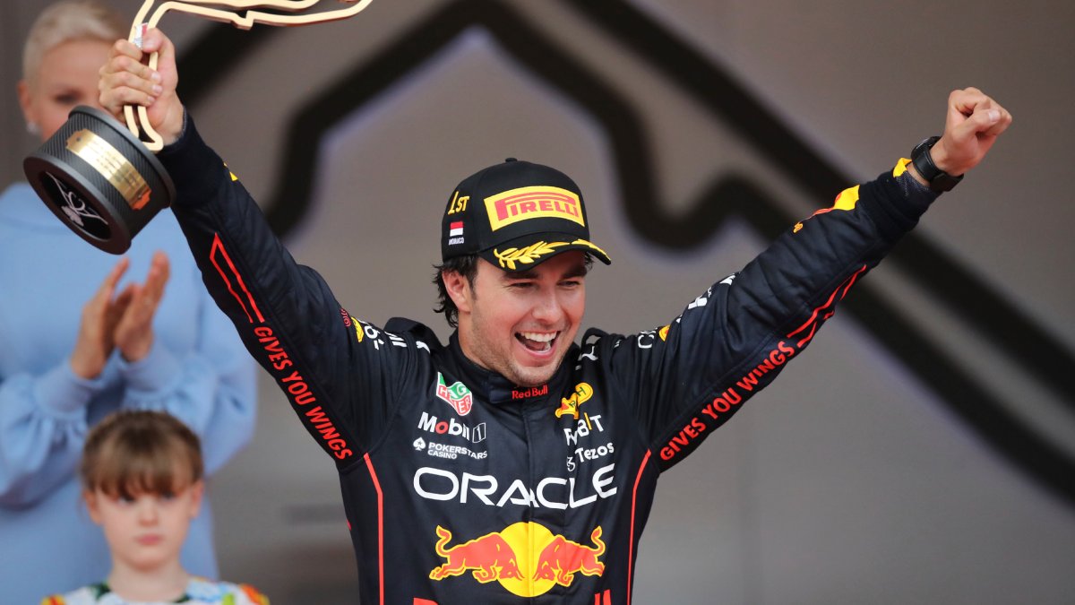 Checo Pérez, tras su renovación con Red Bull: "Estoy encantado de quedarme; nos quedan muchos ...