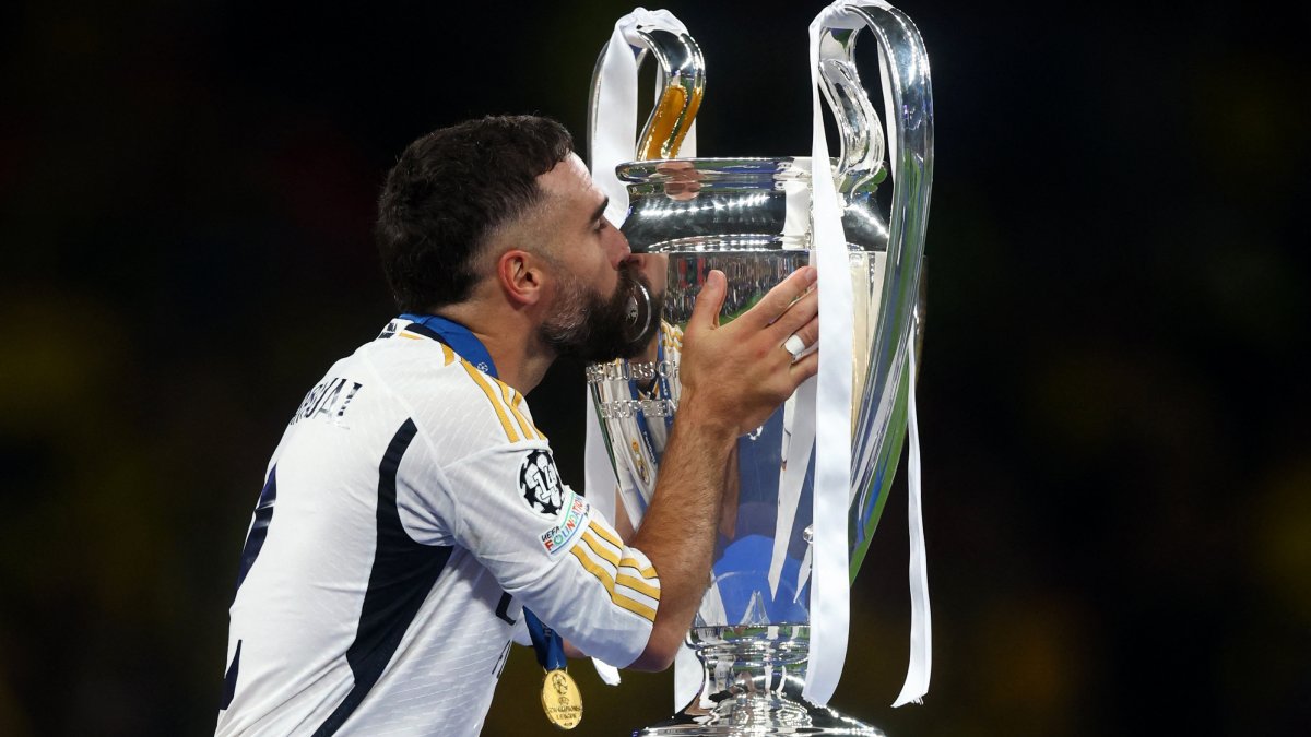 Carvajal, titular en las seis últimas Champions del Madrid y MVP de la ...