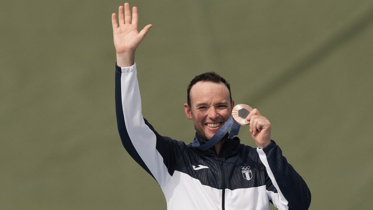 Jean-Pierre Brol protagoniza los Golden Moments de Corona para ...