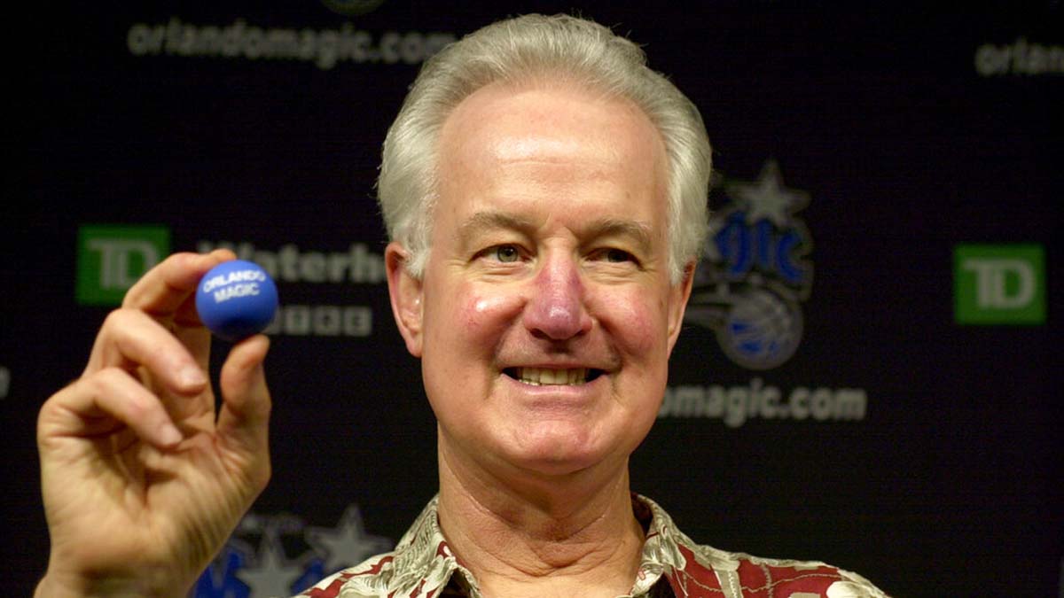 Muere Pat Williams, el cofundador del Orlando Magic - ClaroSports