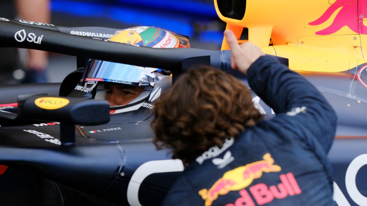 Helmut Marko confiesa que Checo Pérez renovó con Red Bull por temor a experimentar con un piloto ...