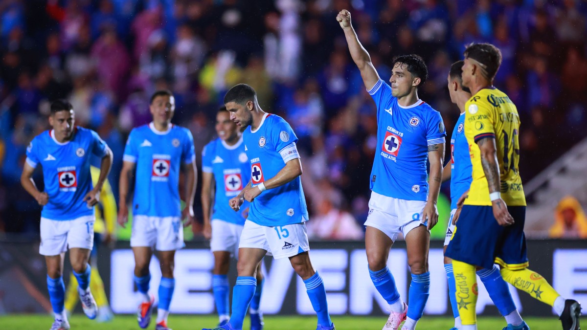 ¡La Máquina vuela! Cruz Azul anula al América y es más líder que nunca ...