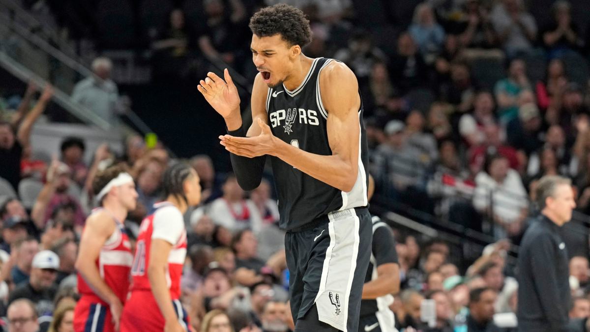 Victor Wembanyama anota 50 puntos para llevar al triunfo a los Spurs sobre Wizards - ClaroSports