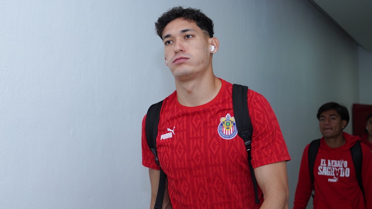 ¿Jesús Orozco Chiquete llega a Cruz Azul? El defensa central, cada vez más lejos de las Chivas ...