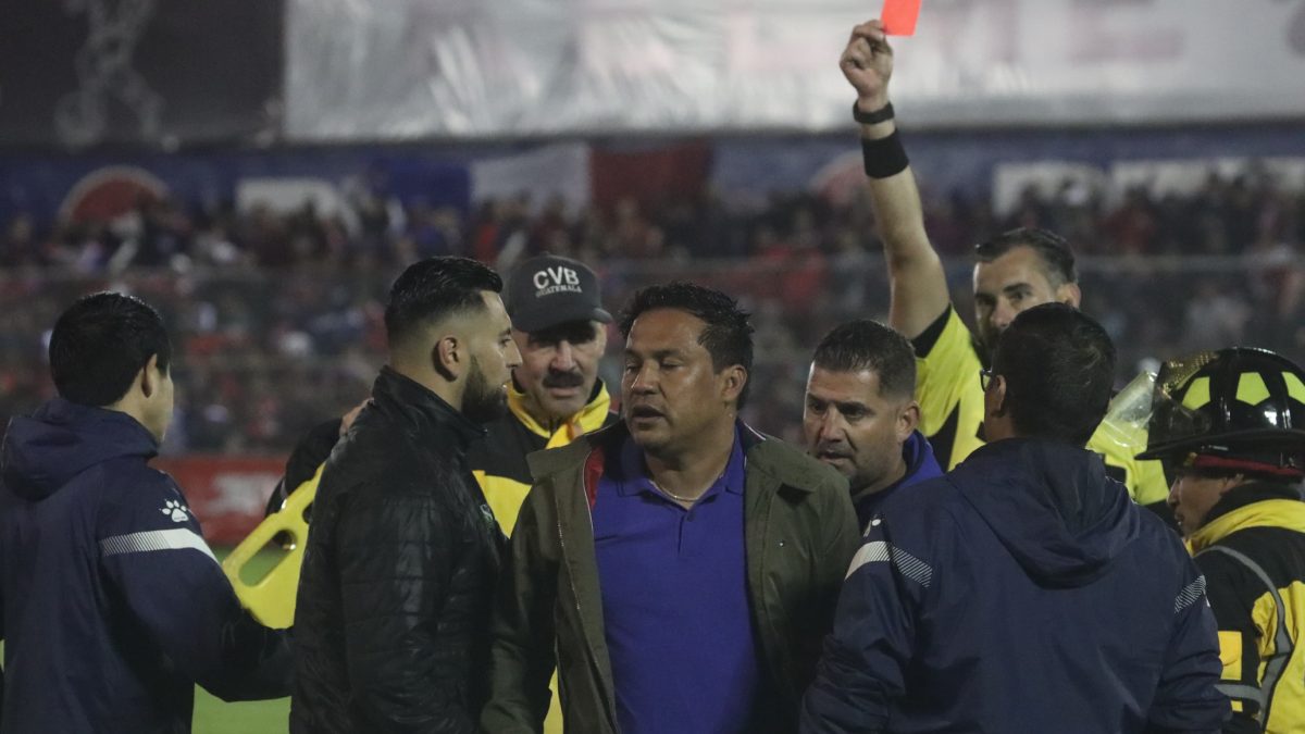 La Liga y un duro castigo a Oscar Mejía por la agresión a Amarini ...