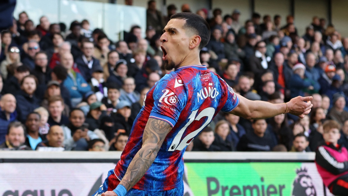 Daniel Muñoz comanda el barco y marca gol clave del Crystal Palace ante Brighton - ClaroSports