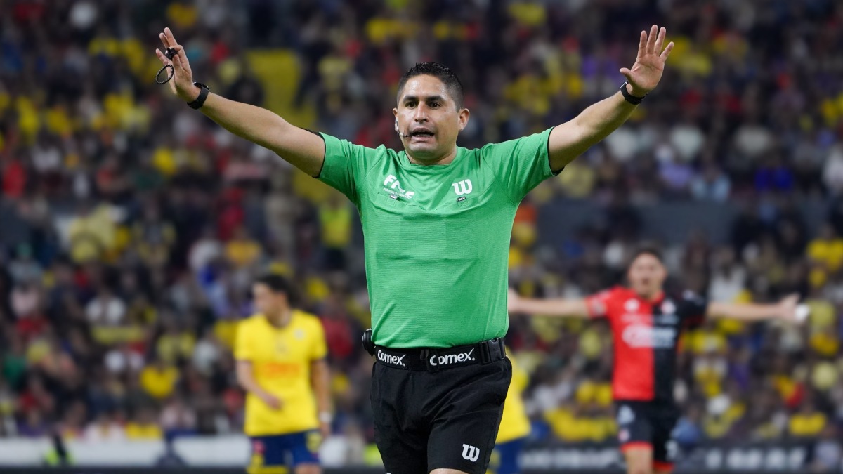 Comisión de Árbitros acepta error del VAR en el penalti no marcado a favor del Atlas contra el ...