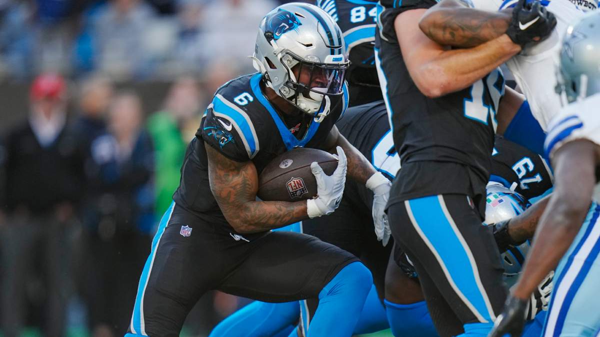 NFL Free Agency Tracker 2025: sigue en vivo todas las contrataciones de hoy