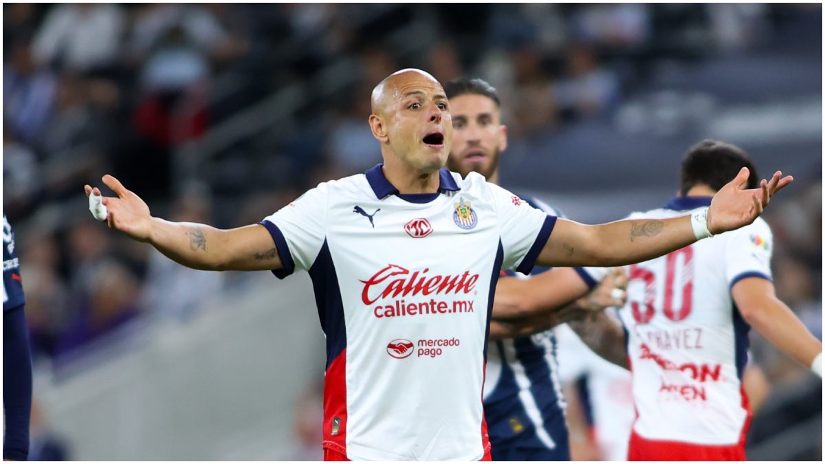 ¿Chicharito Hernández seguirá en las Chivas? - ClaroSports